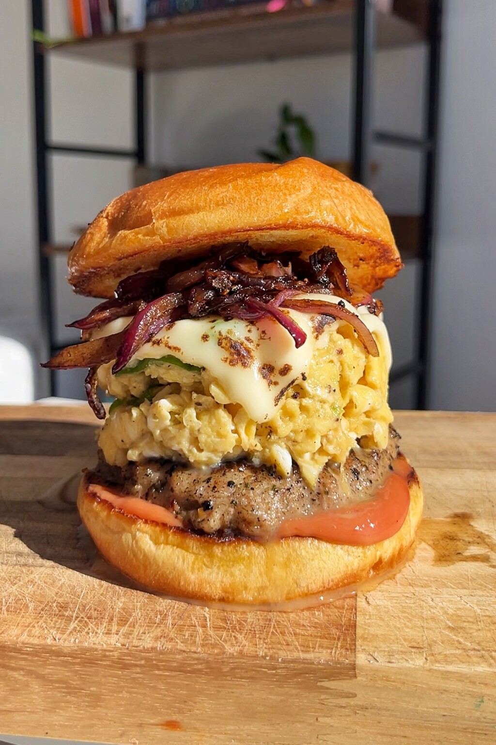 Scrambled Egg Burger - Myriad Recipes