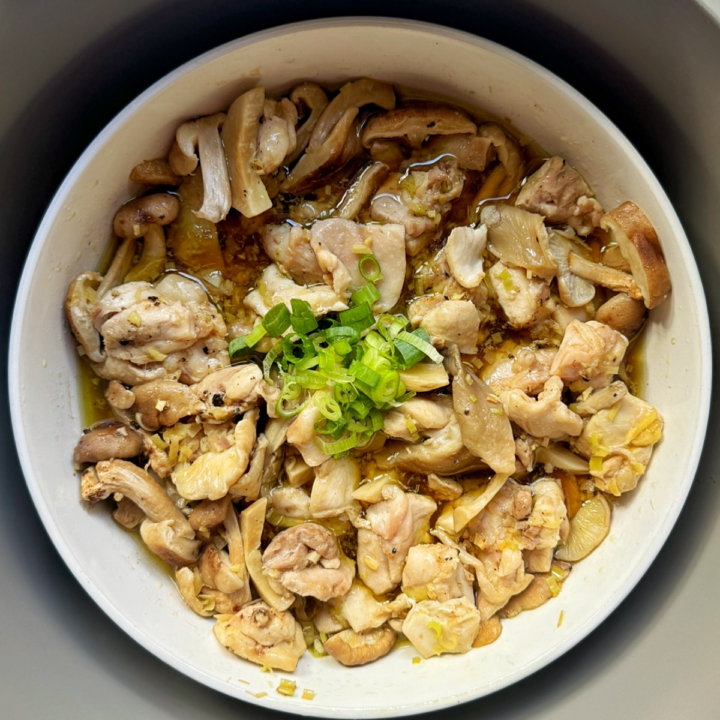 Steamed Chicken and Shiitake Bowl | Myriad Recipes