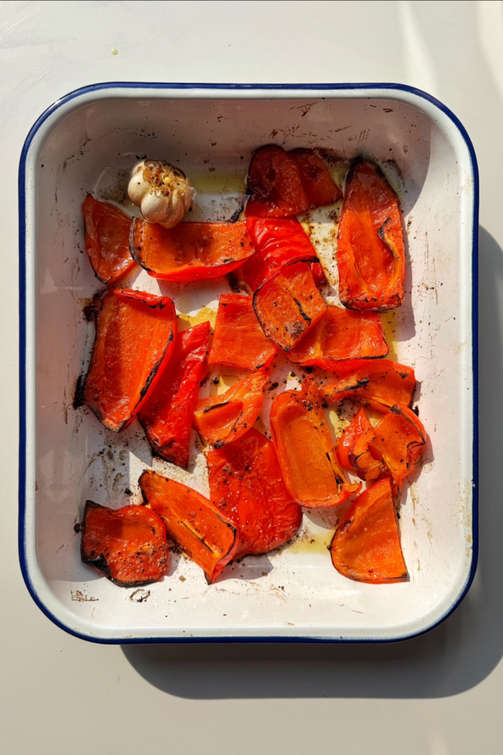 Easy Roasted Red Pepper Chicken | Myriad Recipes