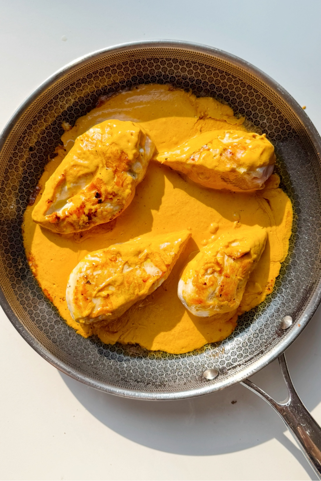 Easy Roasted Red Pepper Chicken | Myriad Recipes